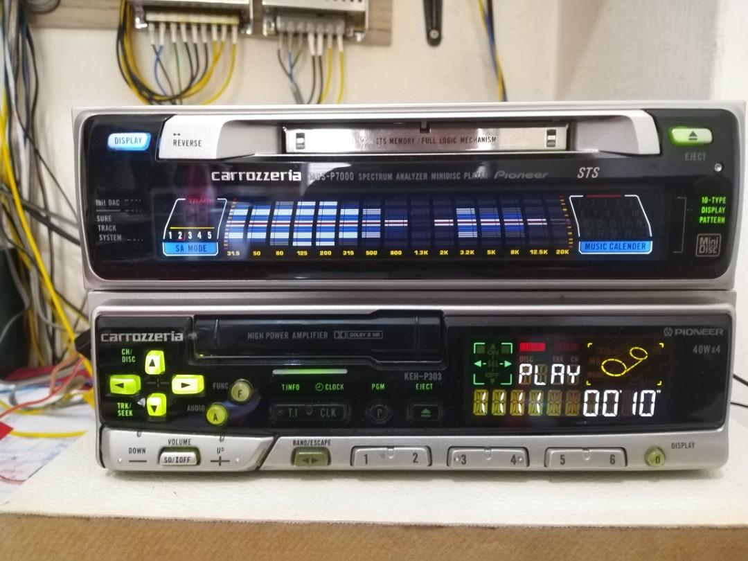 Pioneer Carrozzeria cassette player KEH-P303 and spectrum analyzer minidisc player MDS-P7000 ...