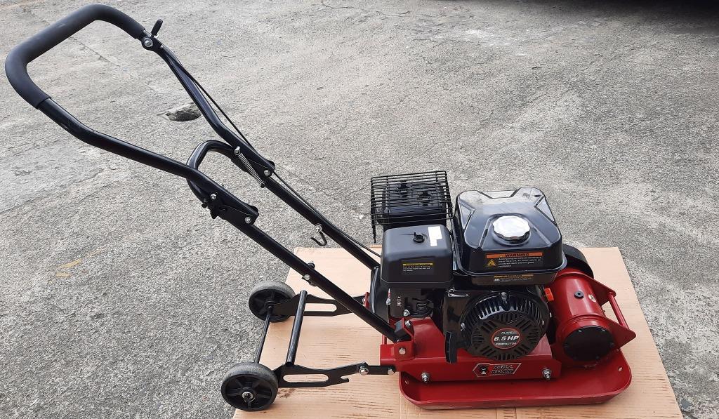 Plate Compactor Full Boar 6.5HP, Commercial & Industrial, Construction ...