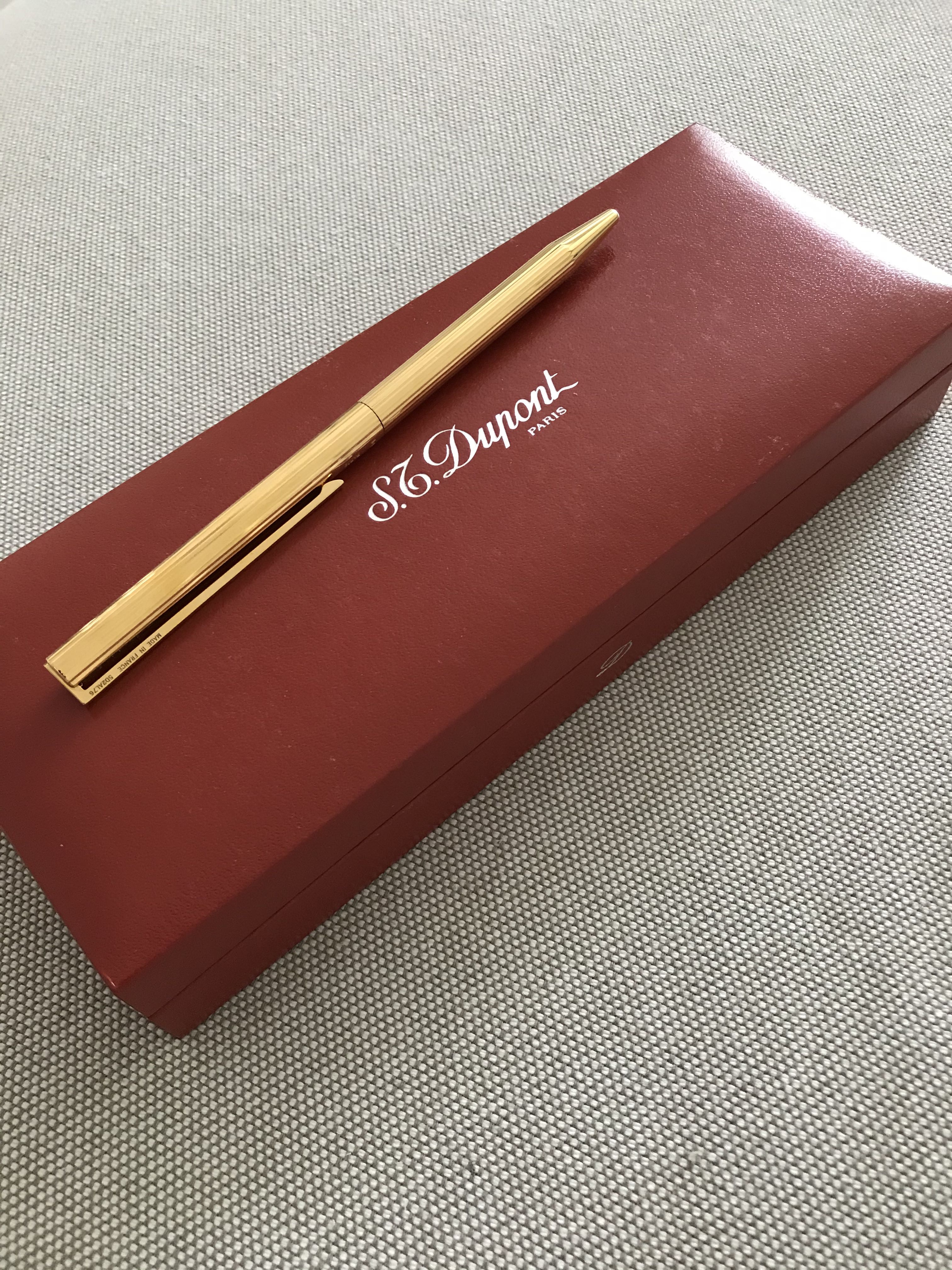 S.T DuPont Ball point Pen Classic Gold , Luxury, Accessories on Carousell