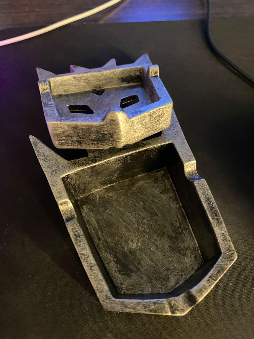 Transformers Decepticons Logo Ashtray, Everything Else on Carousell