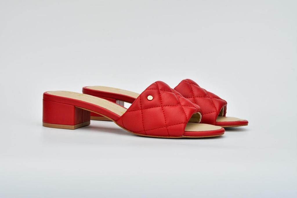 Venus slides, Women's Fashion, Footwear, Sandals on Carousell