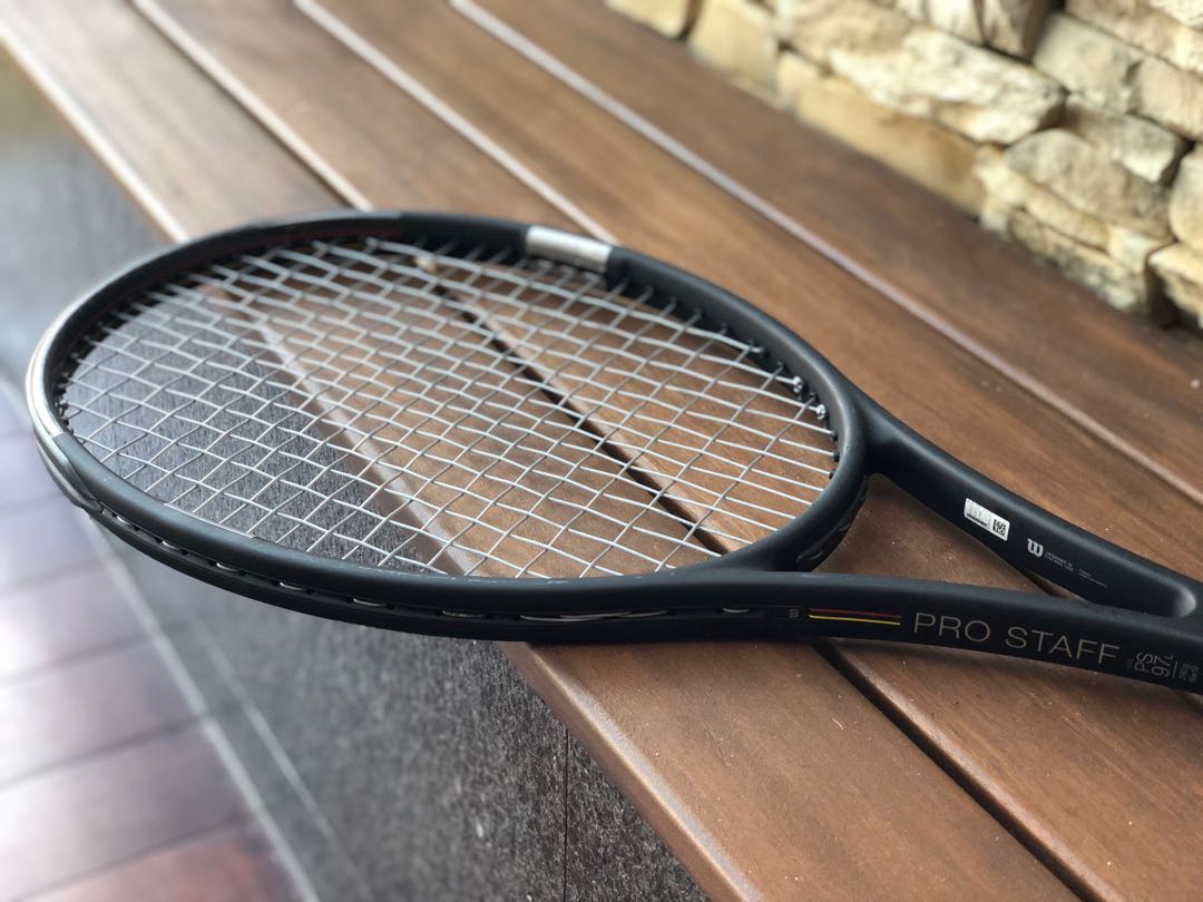 Wilson Pro Staff 97L v13, L2, 4 1/4 grip, Sports Equipment, Sports ...