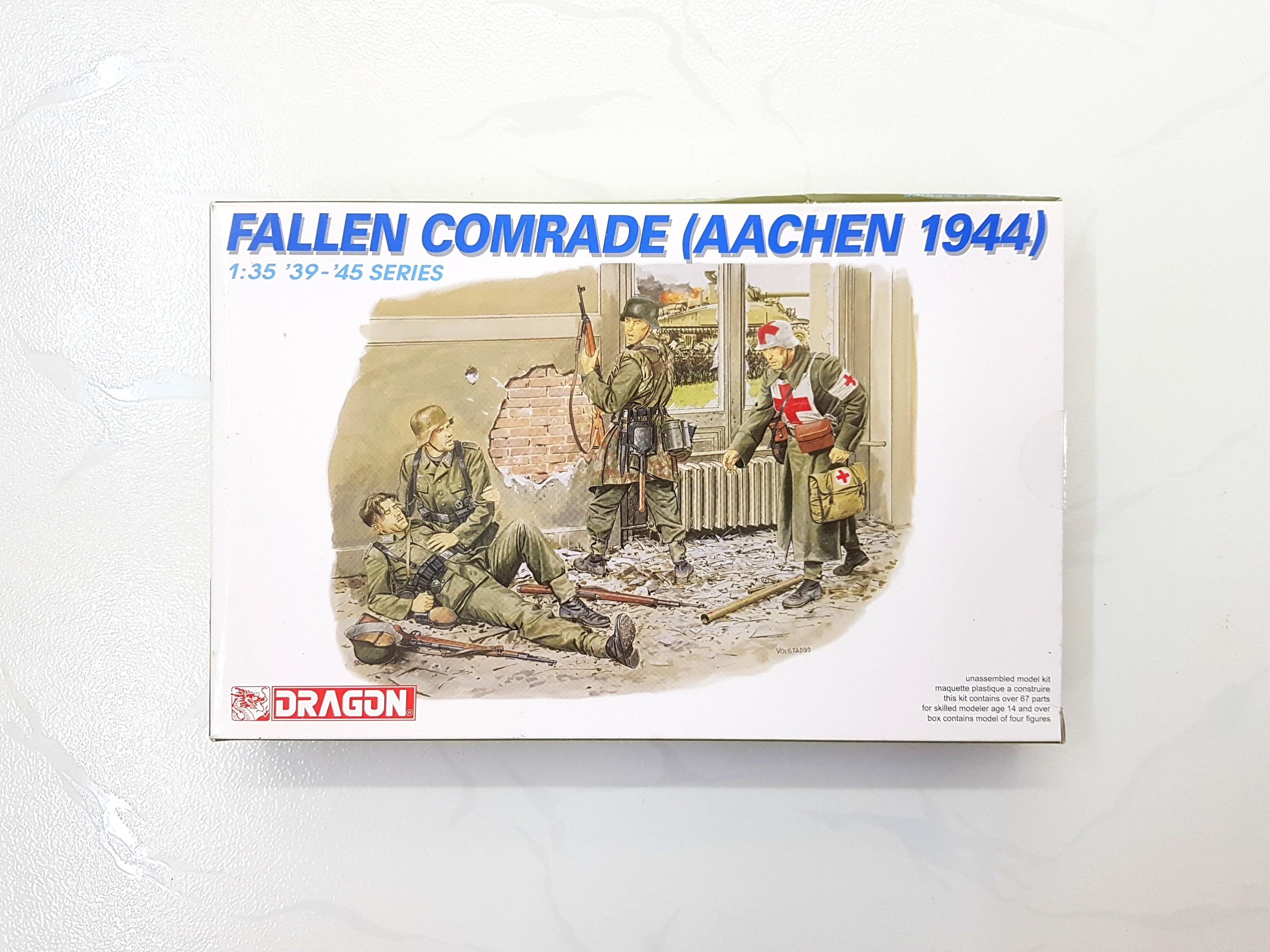 1/35 Dragon #6119 Fallen Comrade (Aachen 1944) c/w 4 Figures & Medic ...