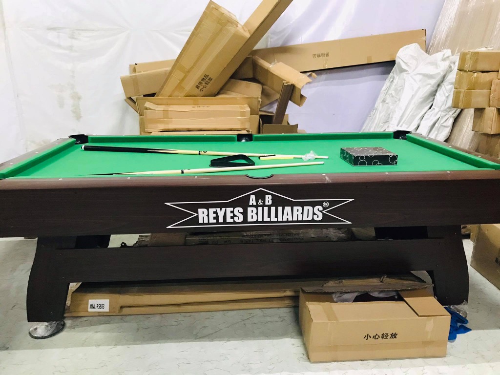 4x8 ft. JUNIOR BILLIARD TABLE / BILYARAN, Sports Equipment, Sports ...