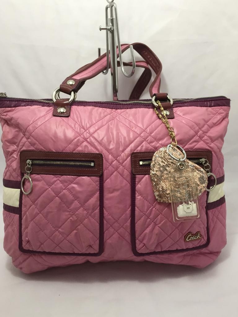 Coach poppy pink, Fesyen Wanita, Tas & Dompet di Carousell