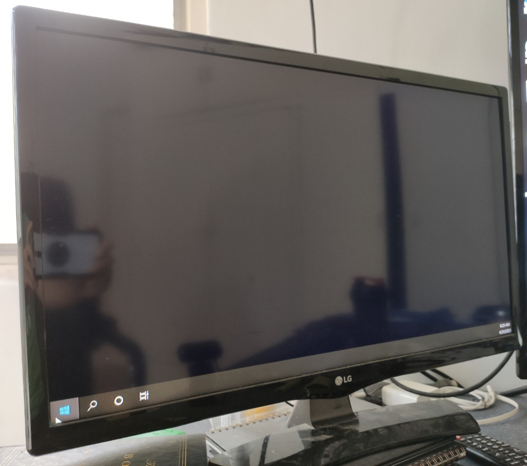 Lg 24 inch TV HD 720p, TV & Home Appliances, TV & Entertainment, TV on ...