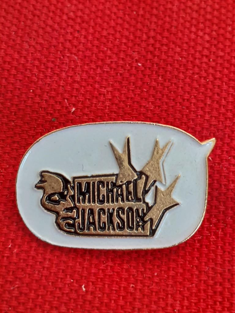 Michael Jackson Pins (Set of 3), Hobbies & Toys, Memorabilia ...