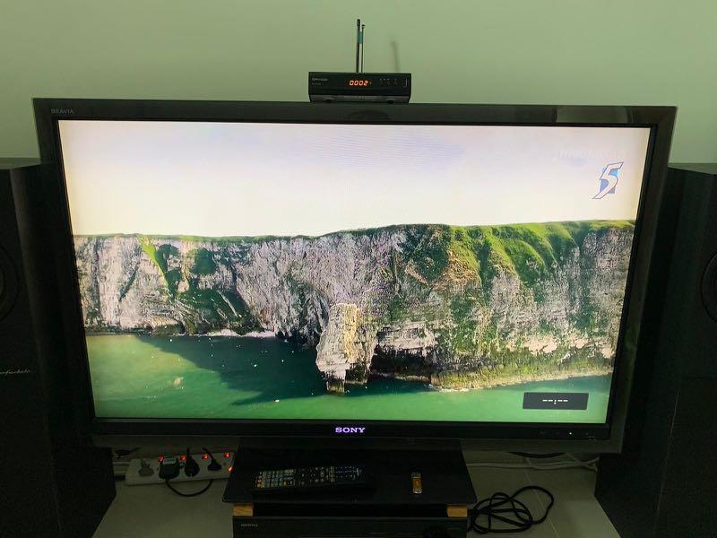 Sony TV with Wharfedale speakers and ONKYO amplifier, Audio, Soundbars ...