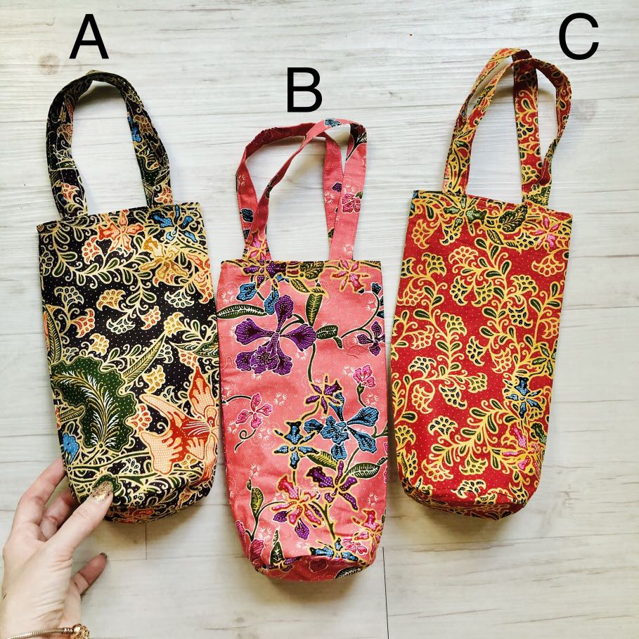 Batik Water Bottle Holder Handmade in Singapore, Women's Fashion, Bags ...