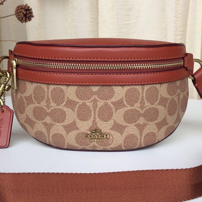 Coach Signature Chest Bag, Women's Fashion, Bags & Wallets, Cross-body ...