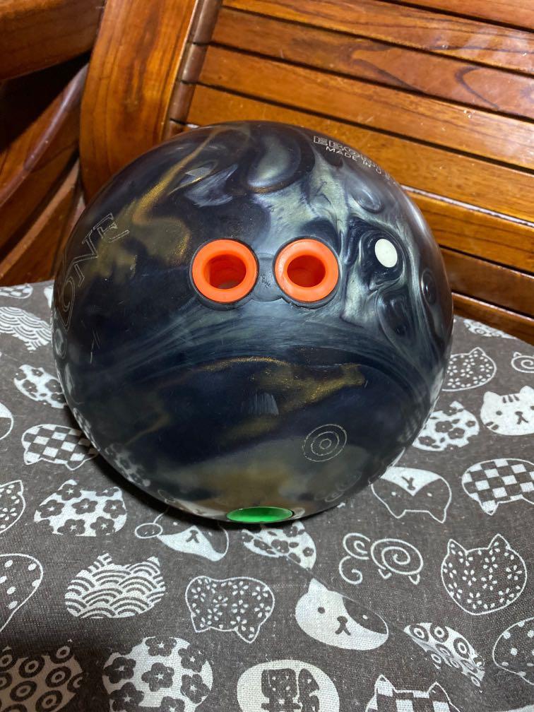 Ebonite Cyclone bowling ball 14lbs, Sports Equipment, Sports & Games ...