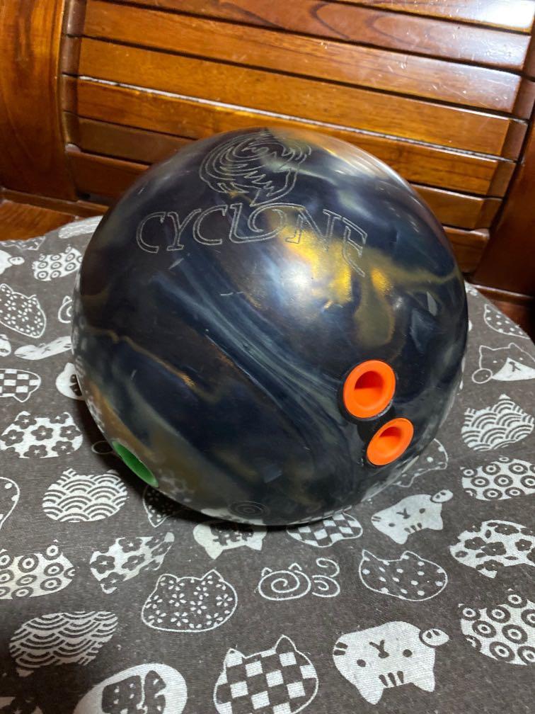Ebonite Cyclone bowling ball 14lbs, Sports Equipment, Sports & Games ...