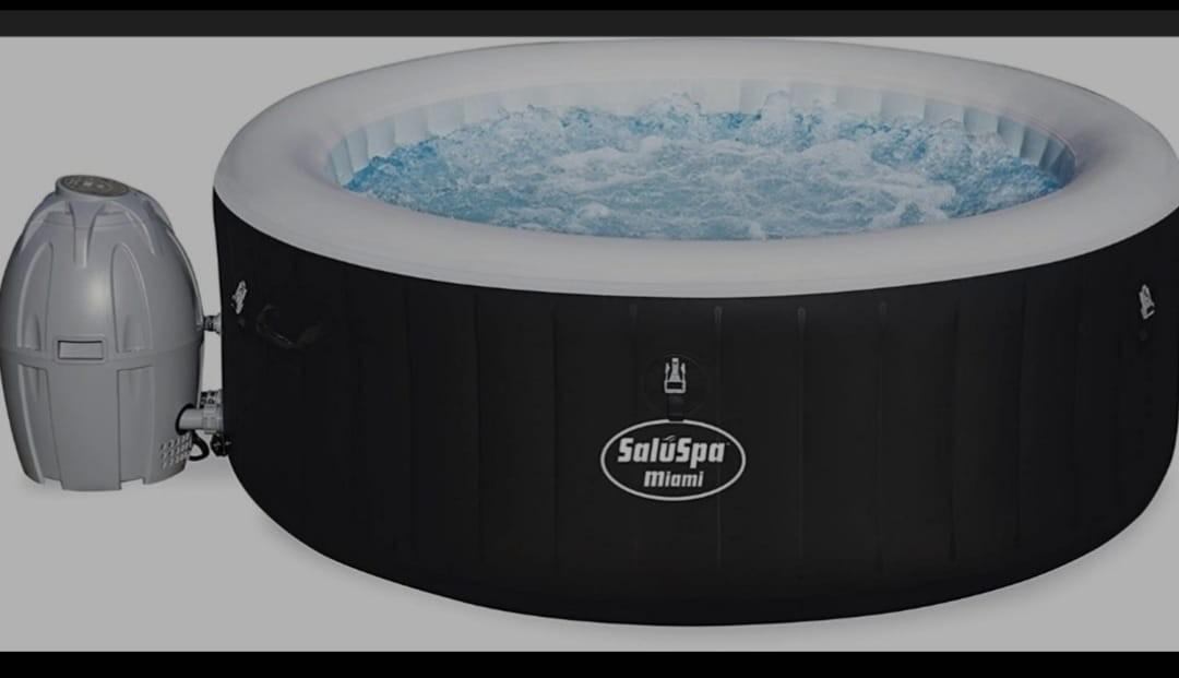 Inflatable Bath / Spa / Jacuzzi for Adults - 71 inch wide / 26 inch ...