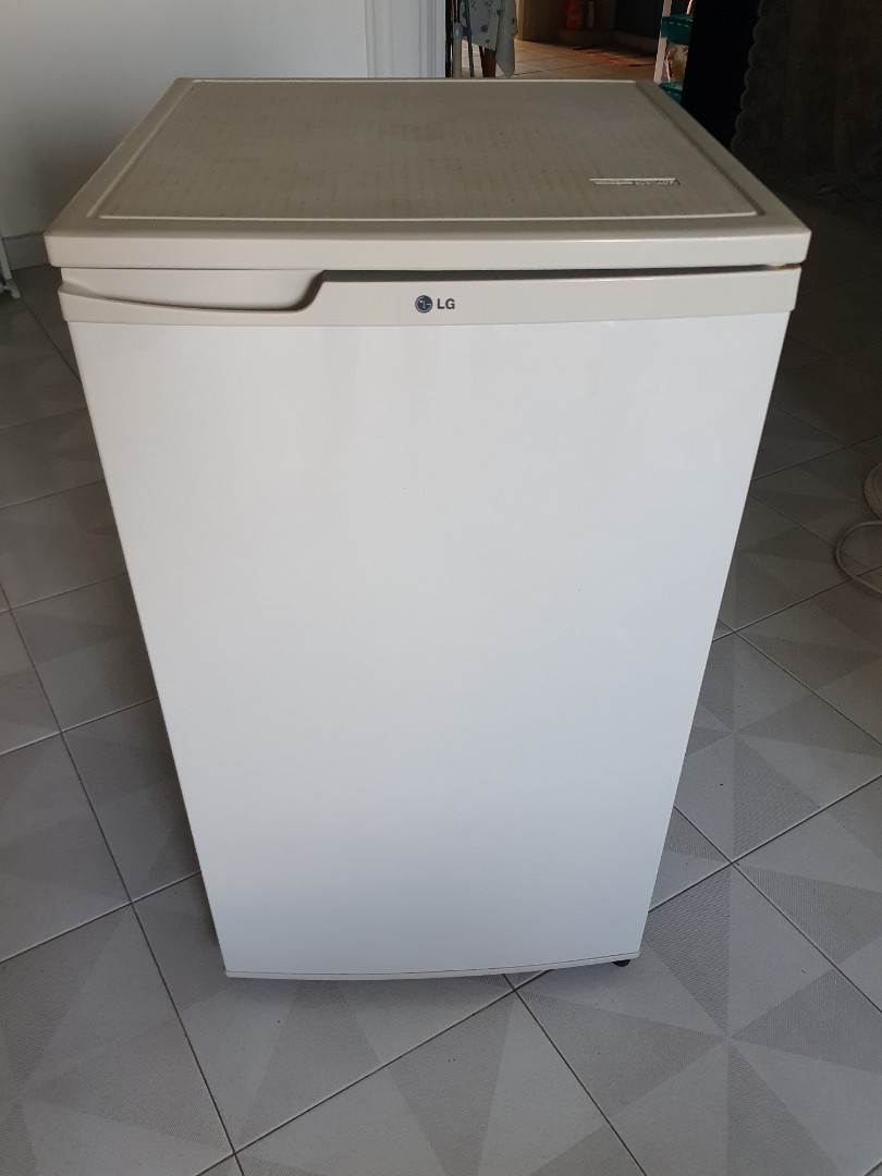 LG Mini Fridge GR-131SSF, TV & Home Appliances, Kitchen Appliances ...