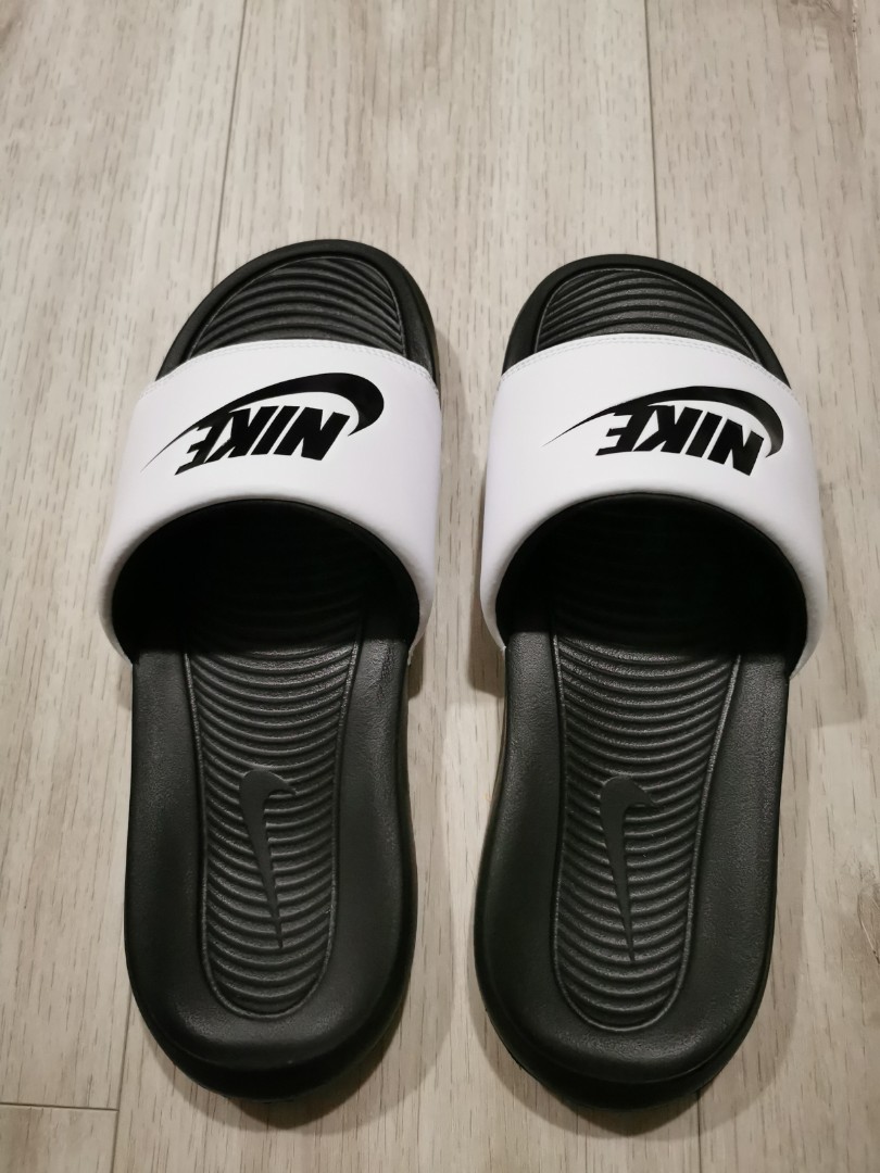 Nike Victor One Slide, Men's Fashion, Footwear, Flipflops and Slides on ...