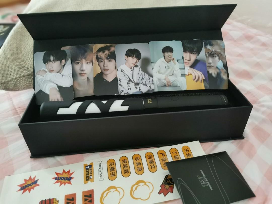 TNT Teens in Times official lightstick 时代少年团 官方应援棒, Hobbies & Toys ...