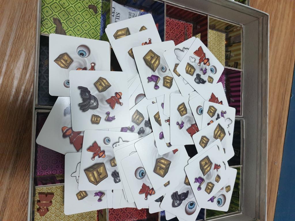 BLUE ORANGE GAMES Shaky Manor Family Game, Hobbies & Toys, Toys & Games ...