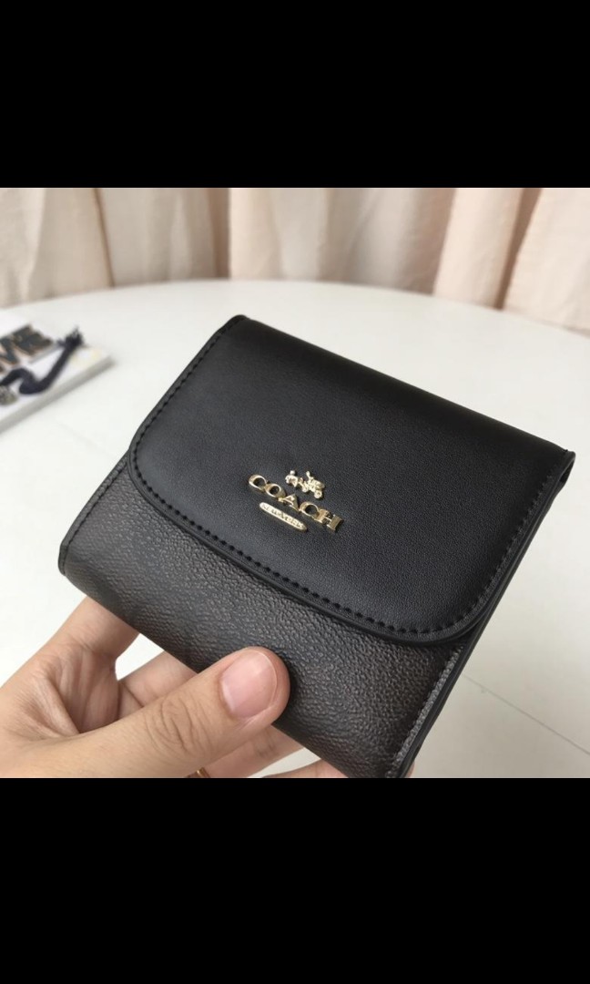 Coach mini wallet, Women's Fashion, Bags & Wallets, Purses & Pouches on ...