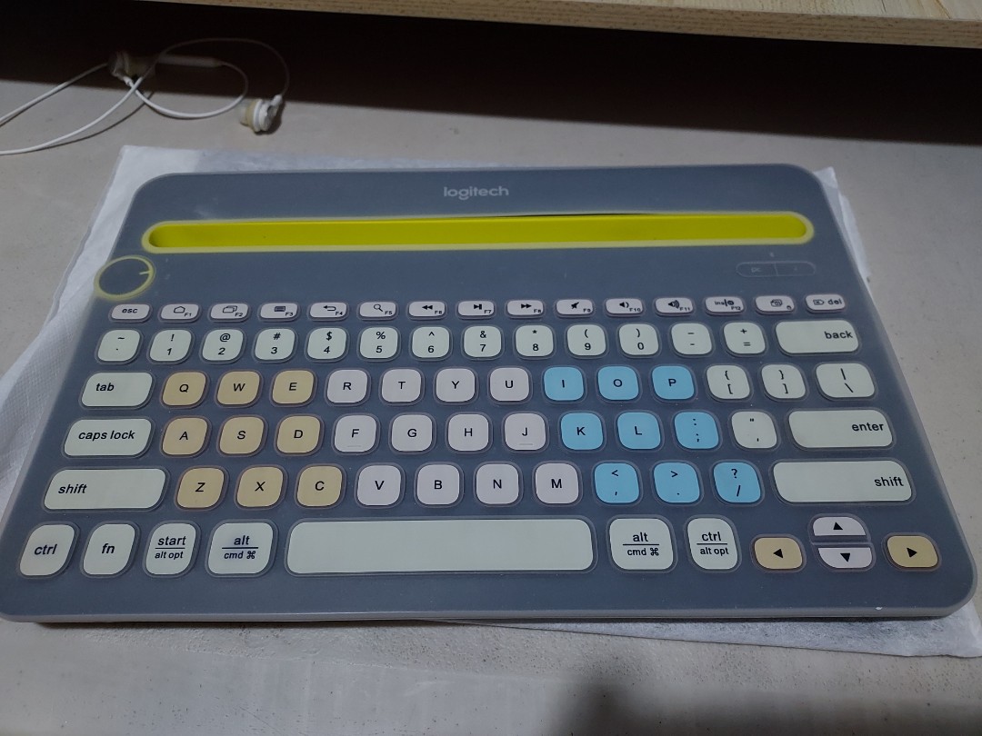 Logitech k480 w/ silicone cover, Computers & Tech, Parts & Accessories ...