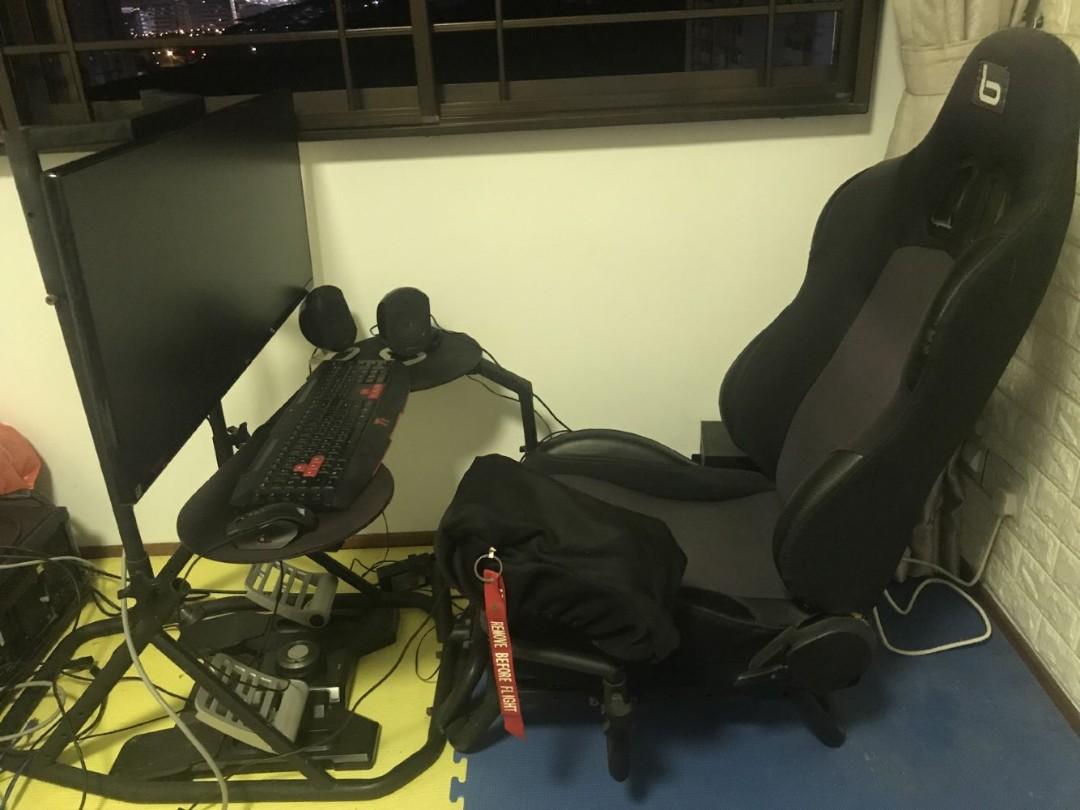 Obutto Ozone playchair cockpit with Warthog HOTAS mount, Video Gaming ...