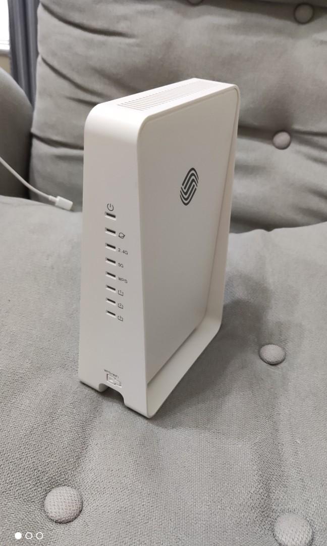 One gateway smart router, 電腦＆科技, 電腦周邊及配件, Wifi及上網相關產品 - Carousell