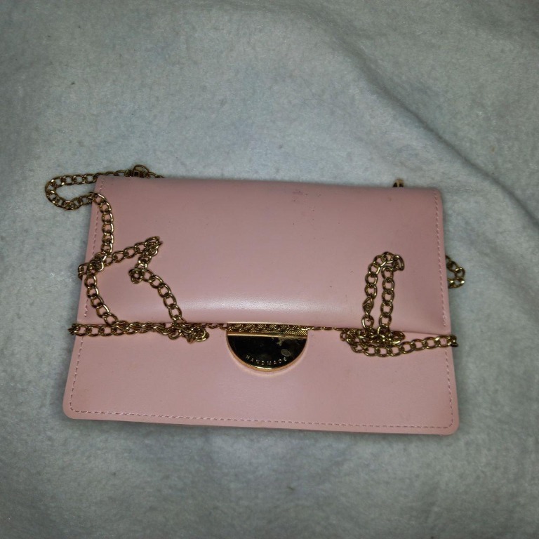 Pink Miniso Shoulder Bag with Gold Chain, Women's Fashion, Bags ...