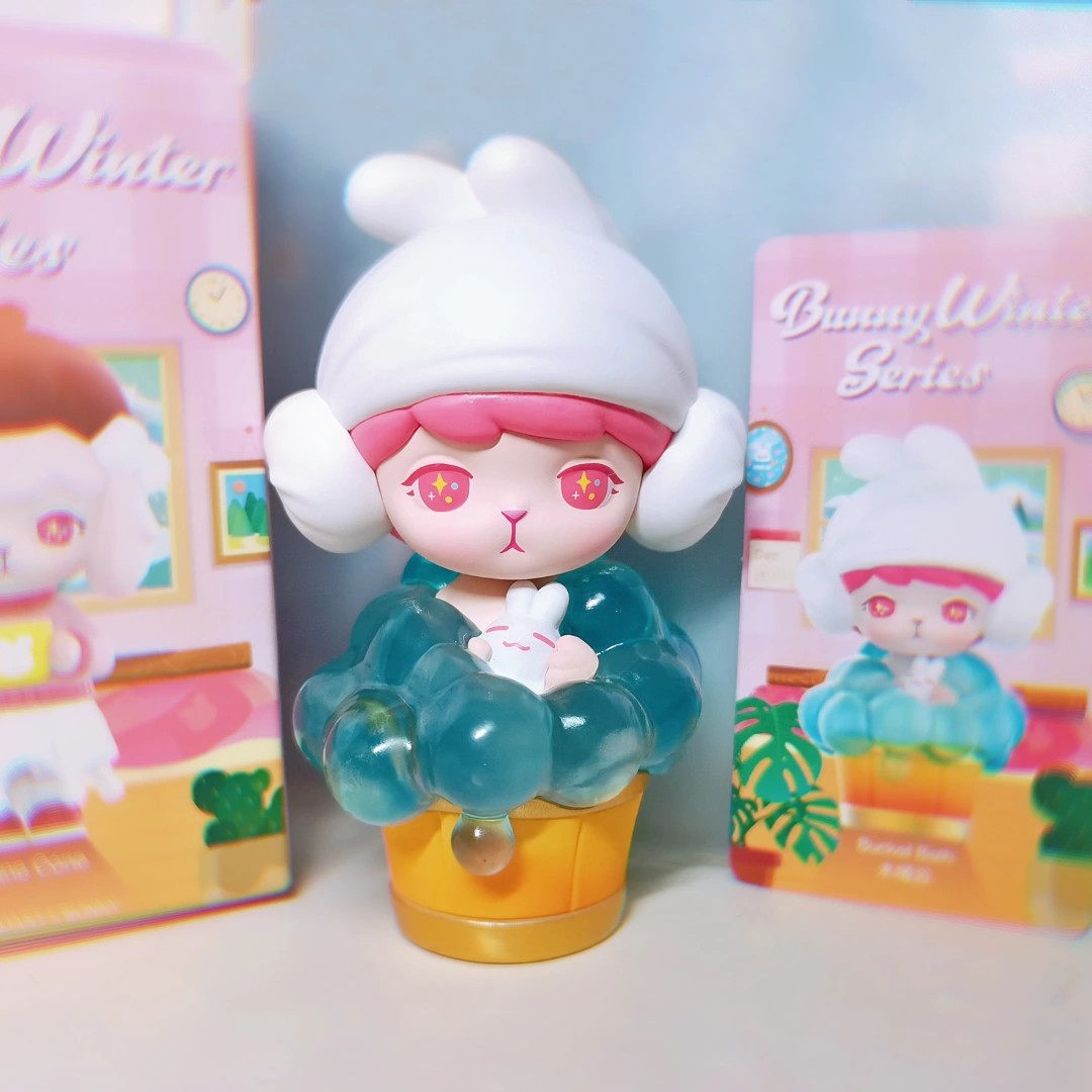 POPMART Pop Mart Bunny Winter Series Bucket Bath, Hobbies & Toys, Toys ...