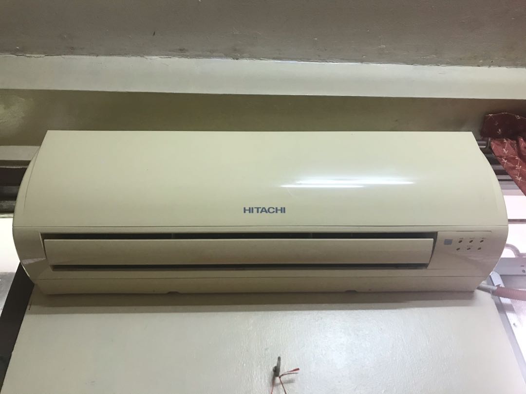 RUSH!! Hitachi Split Type Aircon, TV & Home Appliances, Air ...