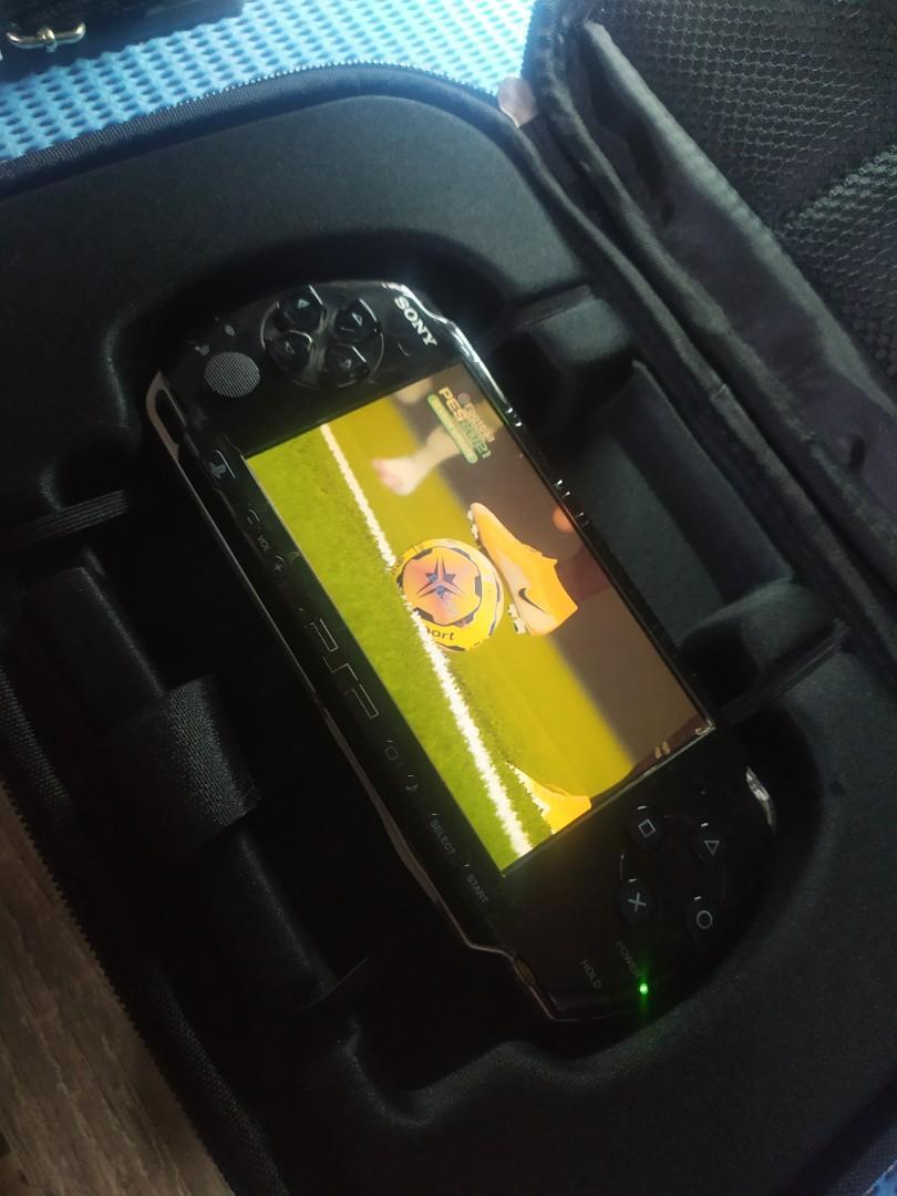 SONY PSP 3000 + SPECIAL PES 2021, Video Gaming, Video Game Consoles ...