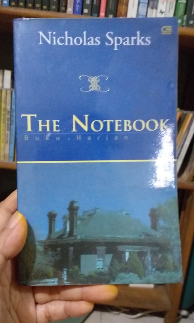 The note book, Buku & Alat Tulis, Buku di Carousell