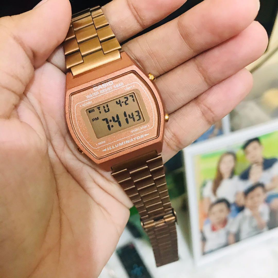 Casio vintage watch (rose gold), Women's Fashion, Watches & Accessories ...