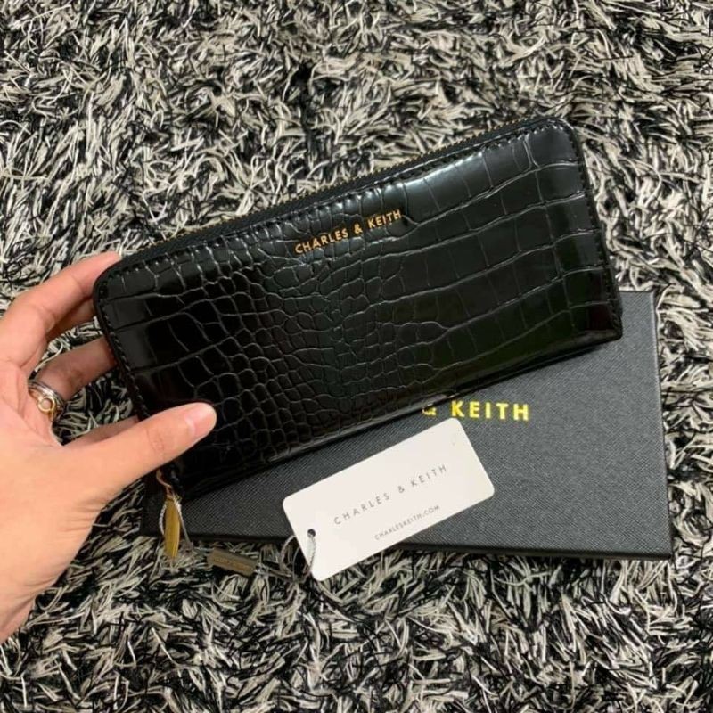 Ck long Wallet (Croc Design), Women's Fashion, Bags & Wallets, Wallets ...