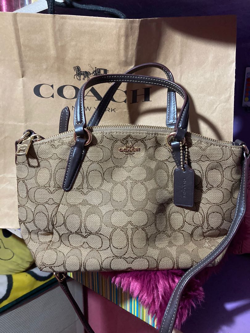 coach mini kelsey, Luxury, Bags & Wallets on Carousell