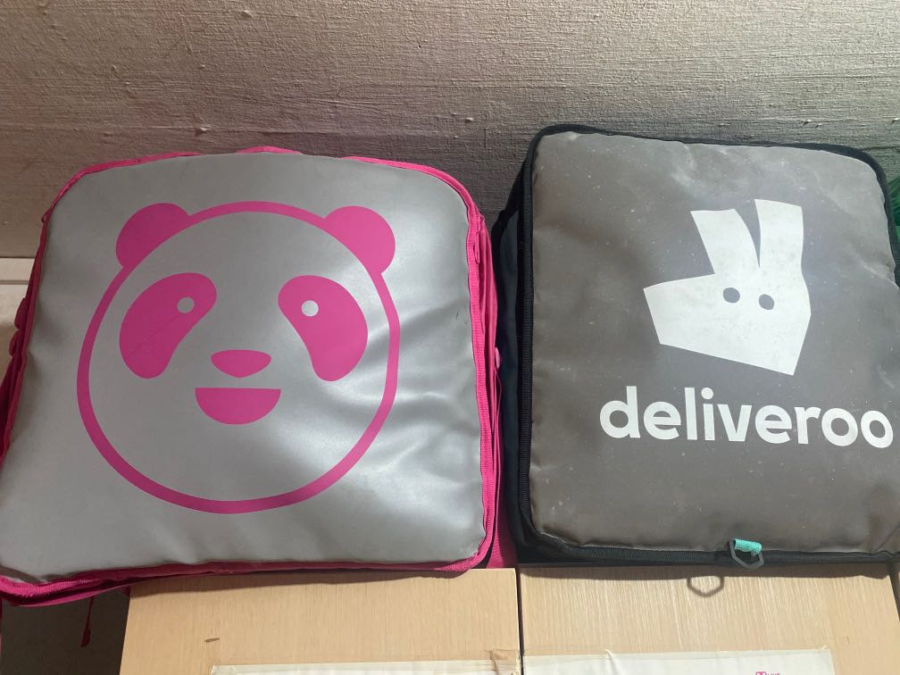 foodpanda and deliveroo thermal bag, Health & Nutrition, Assistive ...