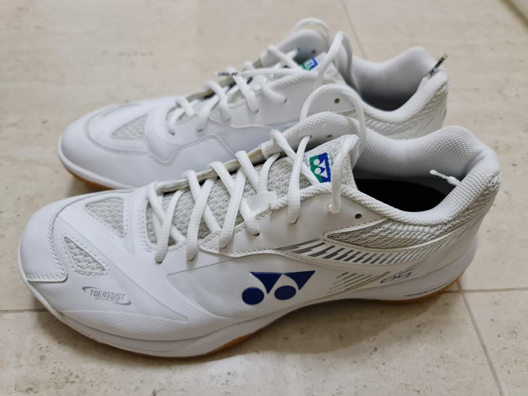 Limited edition 75th anniversary Yonex 65Z2 mens shoes, Sports ...
