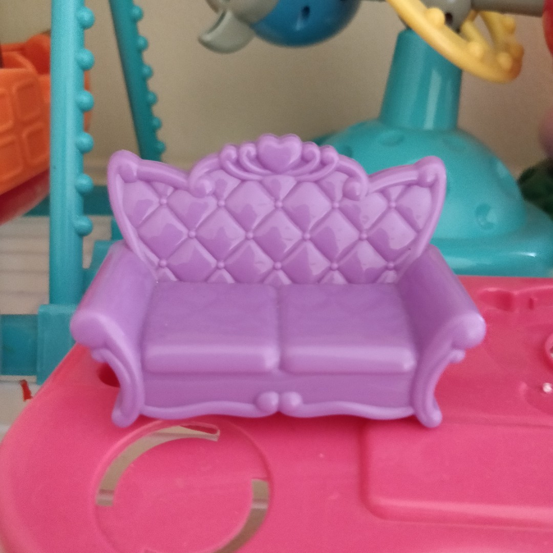 Mainan sofa diorama, Toys & Collectibles, Mainan di Carousell