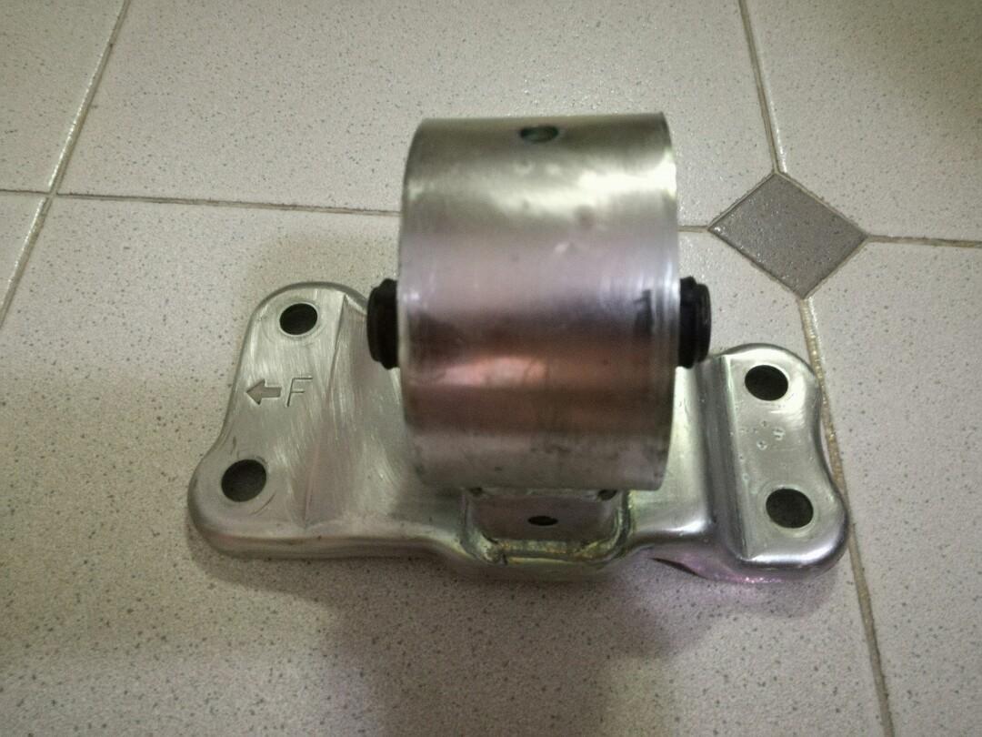 Mitsubishi Evo9 engine mount, Car Accessories, Accessories on Carousell