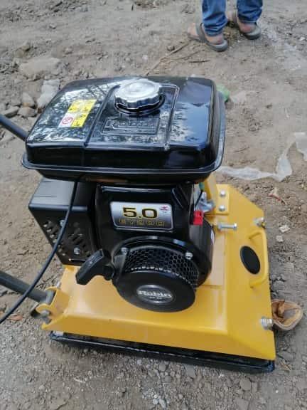 PLATE SOIL COMPACTOR ORIGINAL ROBIN SUBARU ENGINE, Commercial ...