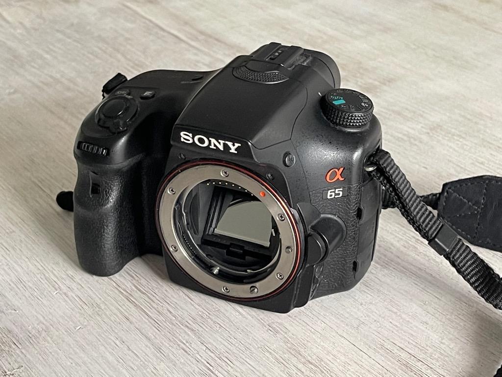 Sony SLT-A65 DSLR Camera with 2 lenses, Photography, Cameras on Carousell