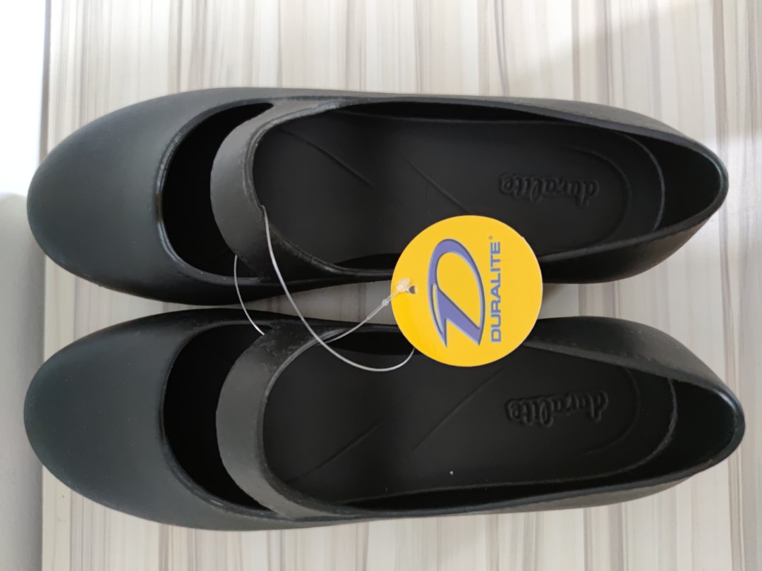 Splasher for Girls, Women's Fashion, Footwear, Flats & Sandals on Carousell