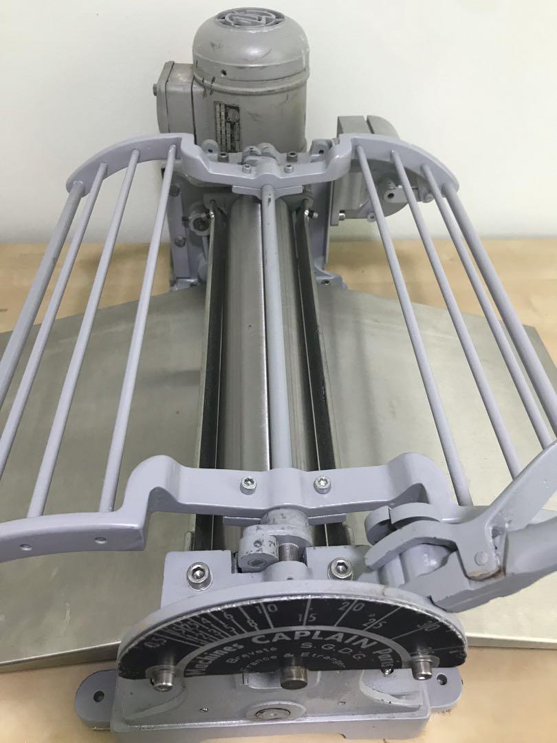 Table top electric dough sheeter, Everything Else on Carousell