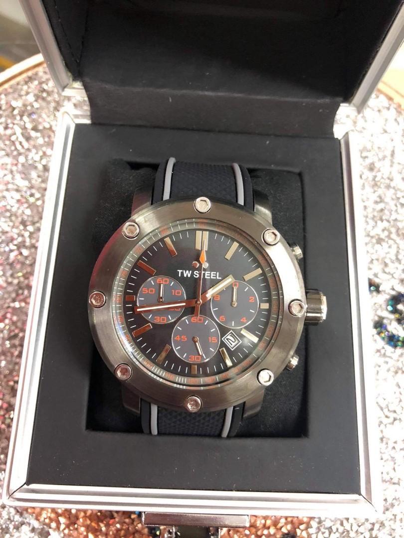 Tw steel rubber strap, Men's Fashion, Watches & Accessories, Watches on ...