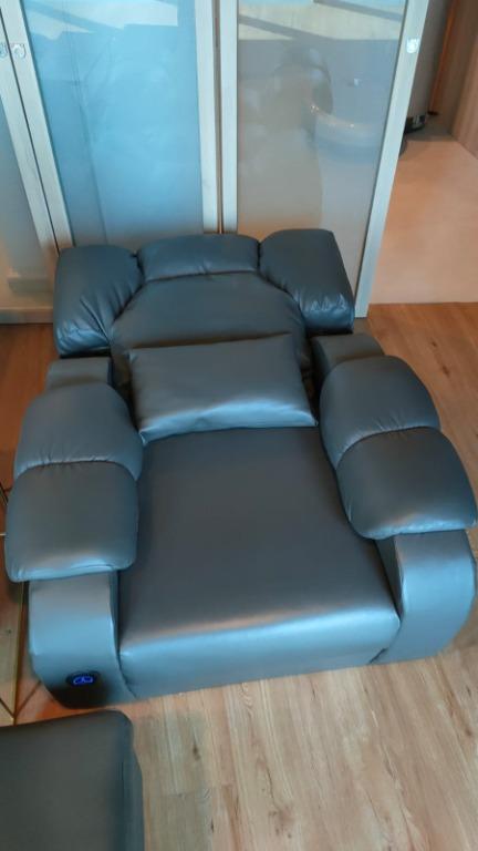 Used Foot Reflex Chair, Furniture & Home Living, Furniture, Chairs on ...