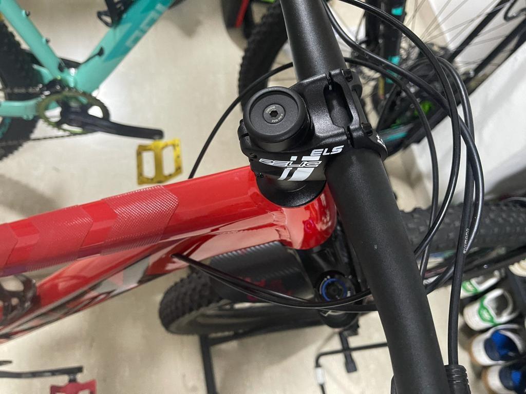 2021 TREK X Caliber 8 (L) Upgrades 29er, Sports Equipment, Bicycles ...