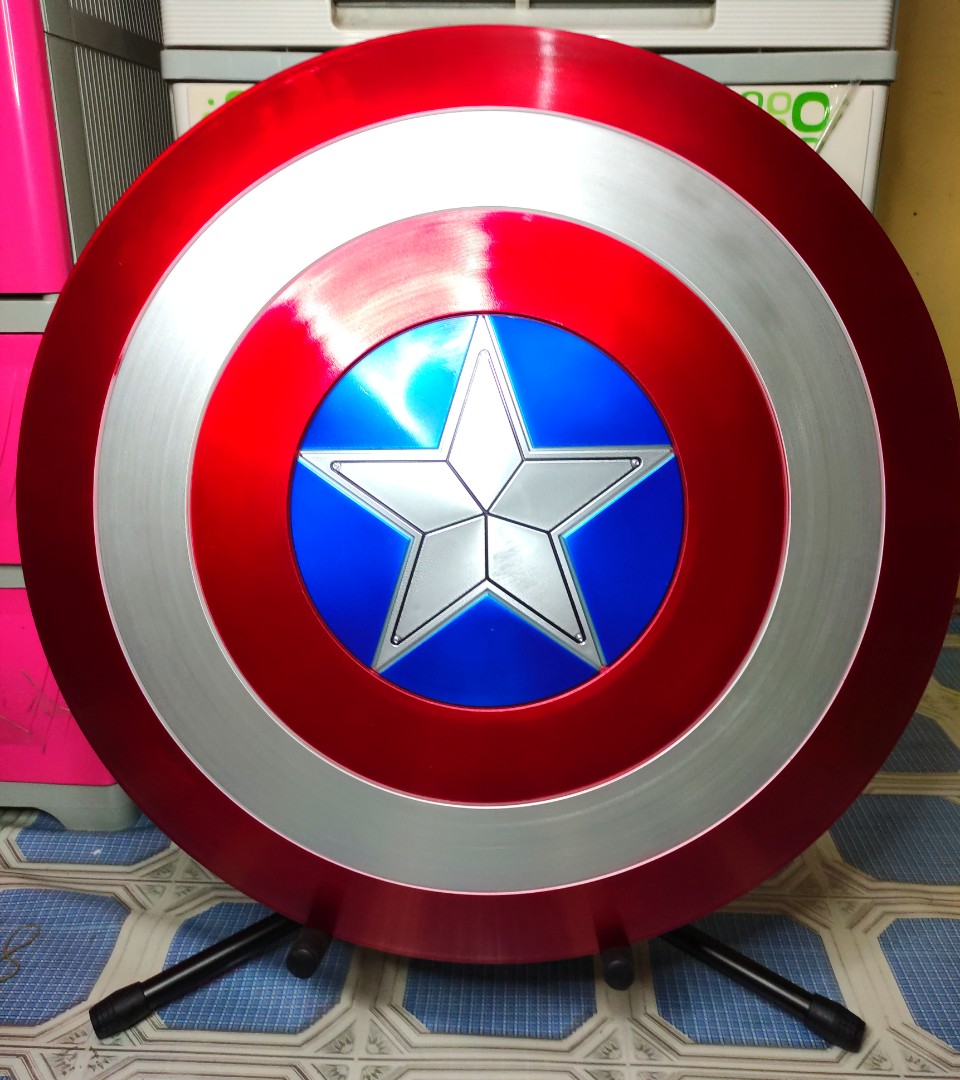 Captain America Shield Props, Hobbies & Toys, Music & Media, Musical ...