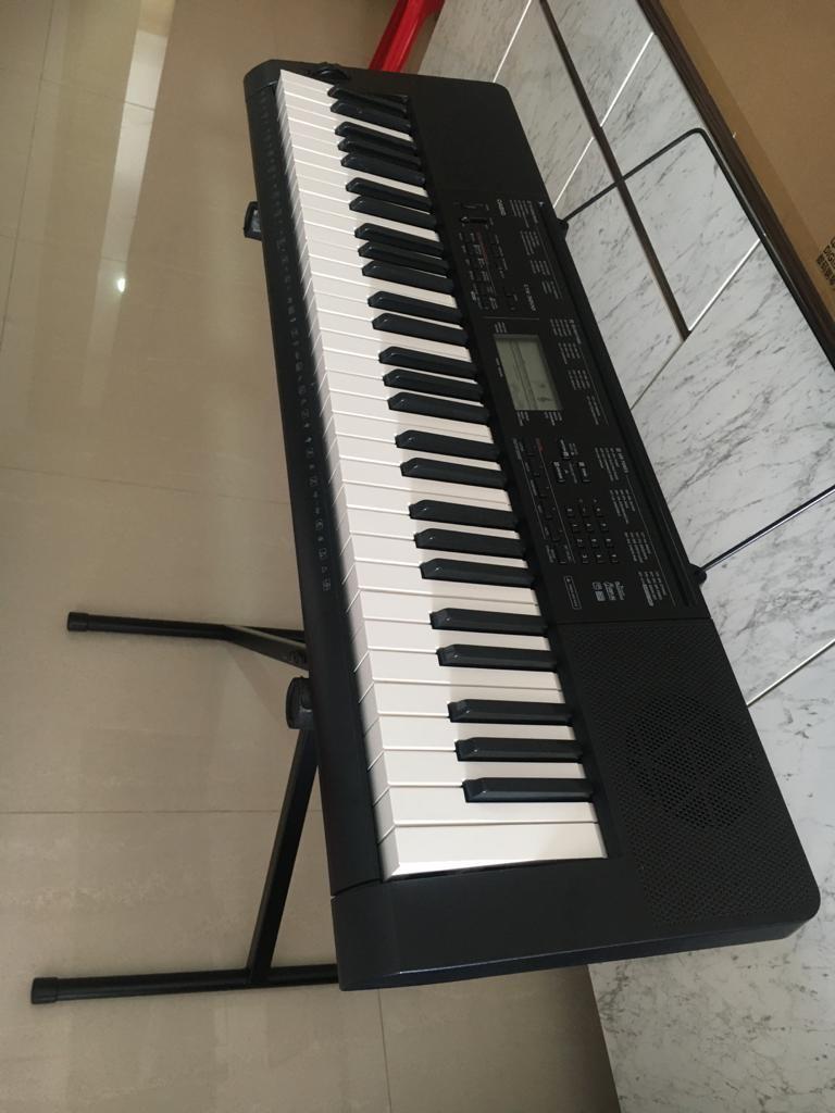 Casio electric piano, Hobbies & Toys, Music & Media, Musical ...