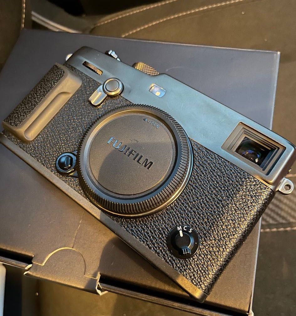 Fujifilm X-Pro3 Dura Black Camera, Photography, Cameras on Carousell