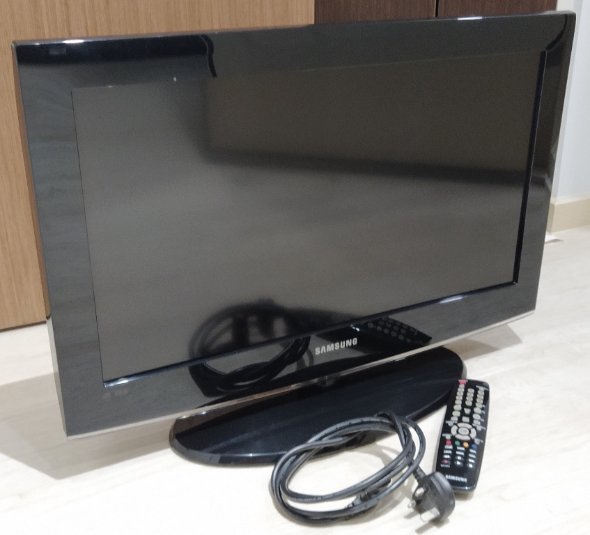 Samsung LCD TV (26 inch), TV & Home Appliances, TV & Entertainment, TV ...