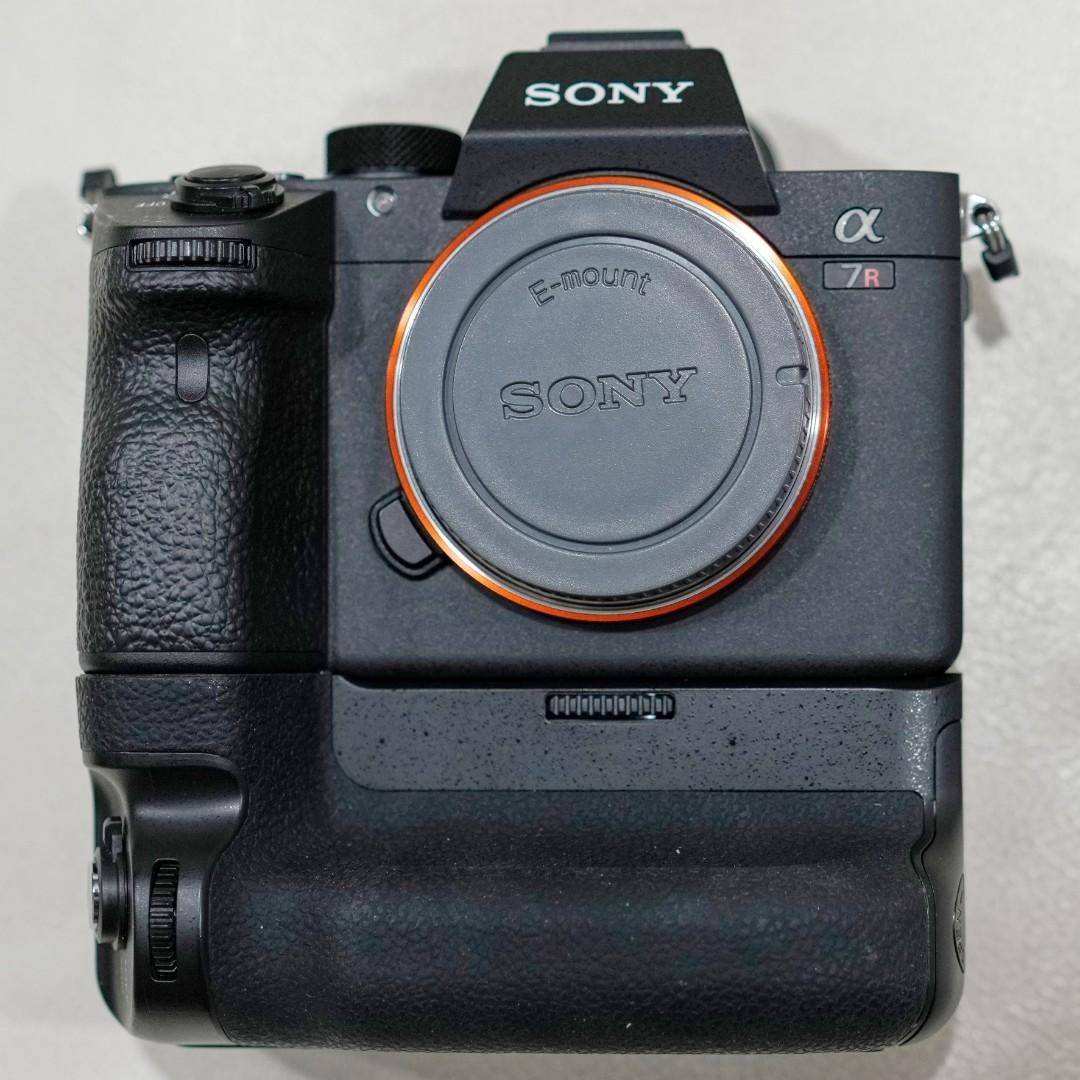 Sony A7RIII (Sony A7r3) with Meike Battery Grip, Photography, Cameras ...
