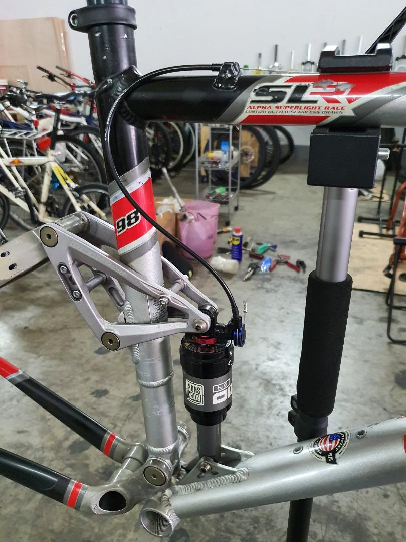 Trek Fuel 98 SLR OCLV - 2003 - 26er Full Suspension Frame - Rockshox ...